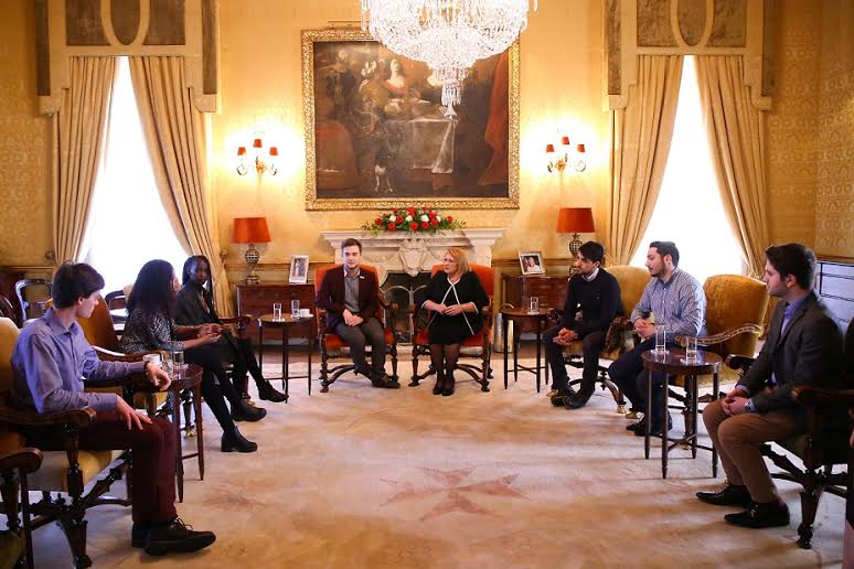 Ritratti: Il-President tiltaqa' mal-IFMSA - Newsbook Ritratti: Il-President tiltaqa' mal-IFMSA - Newsbook