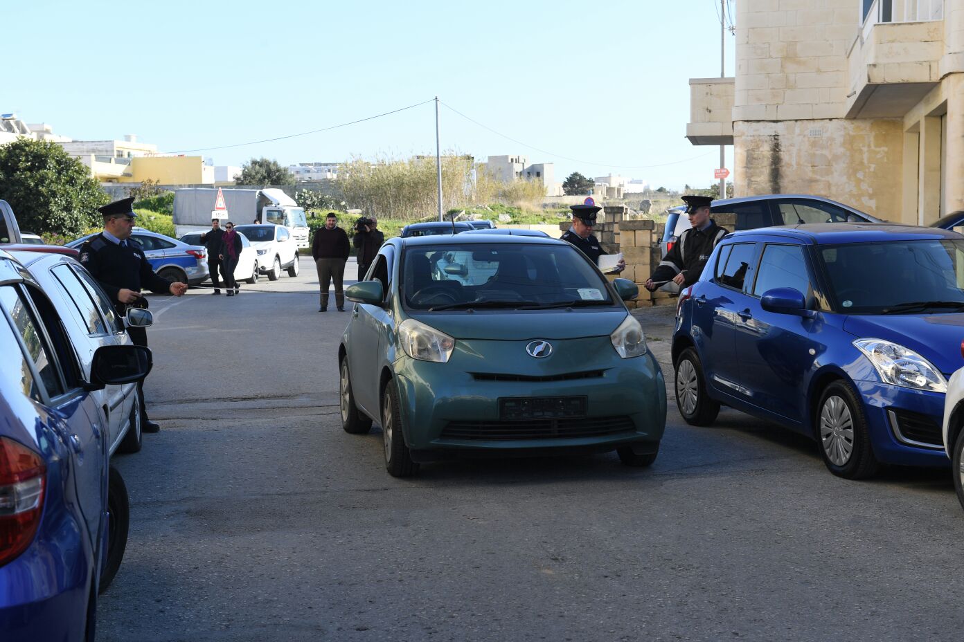 Ritratti: Tifla tittajjar fil-Mosta - Newsbook Ritratti: Tifla tittajjar fil-Mosta - Newsbook