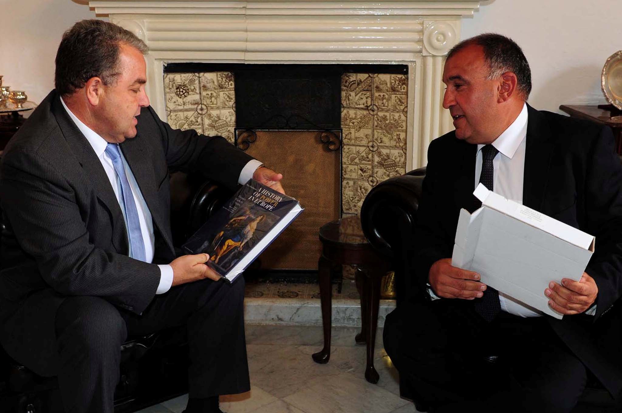 Ritratti: Żjara lill-Ispiker mill-Kap tar-Rappreżentanza tal ...