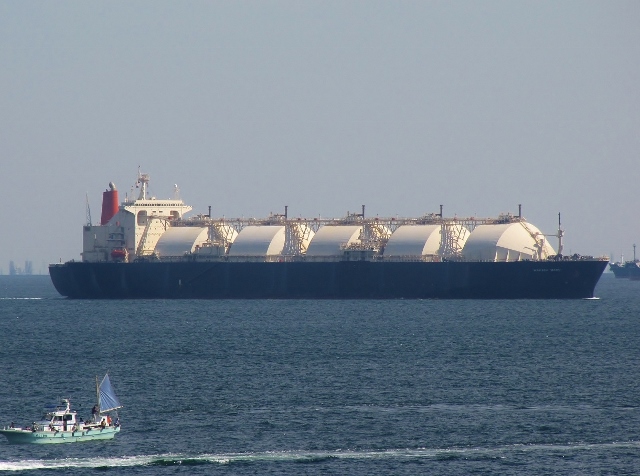 F'Singapor jibdew ix-xogħlijiet tat-tanker tal-LNG għal Delimara