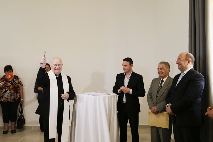 Filmat: Tfeġġ il-qawsalla għan-nisa li qed jegħlbu l-vizzju tad-droga ...