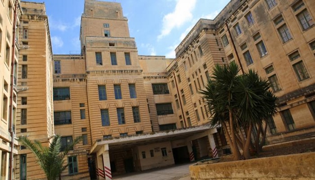 Bejgħ sptarijiet: Il-proċess kien u għadu vvizzjat - Martin Balzan ...