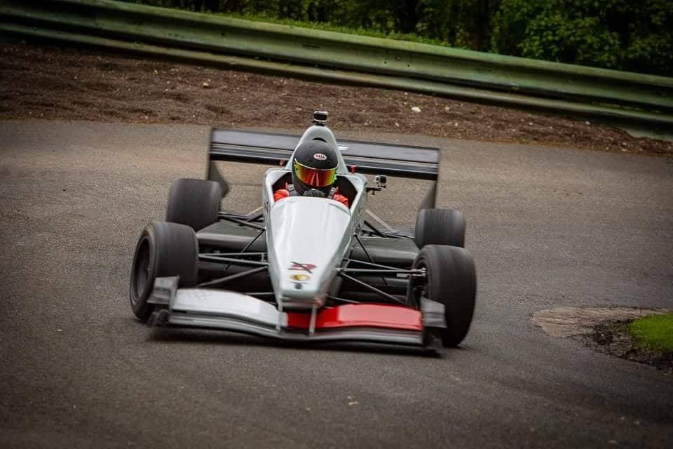 Zach Zammit jeċċella f'Hill climb fl-Ingilterra - Newsbook