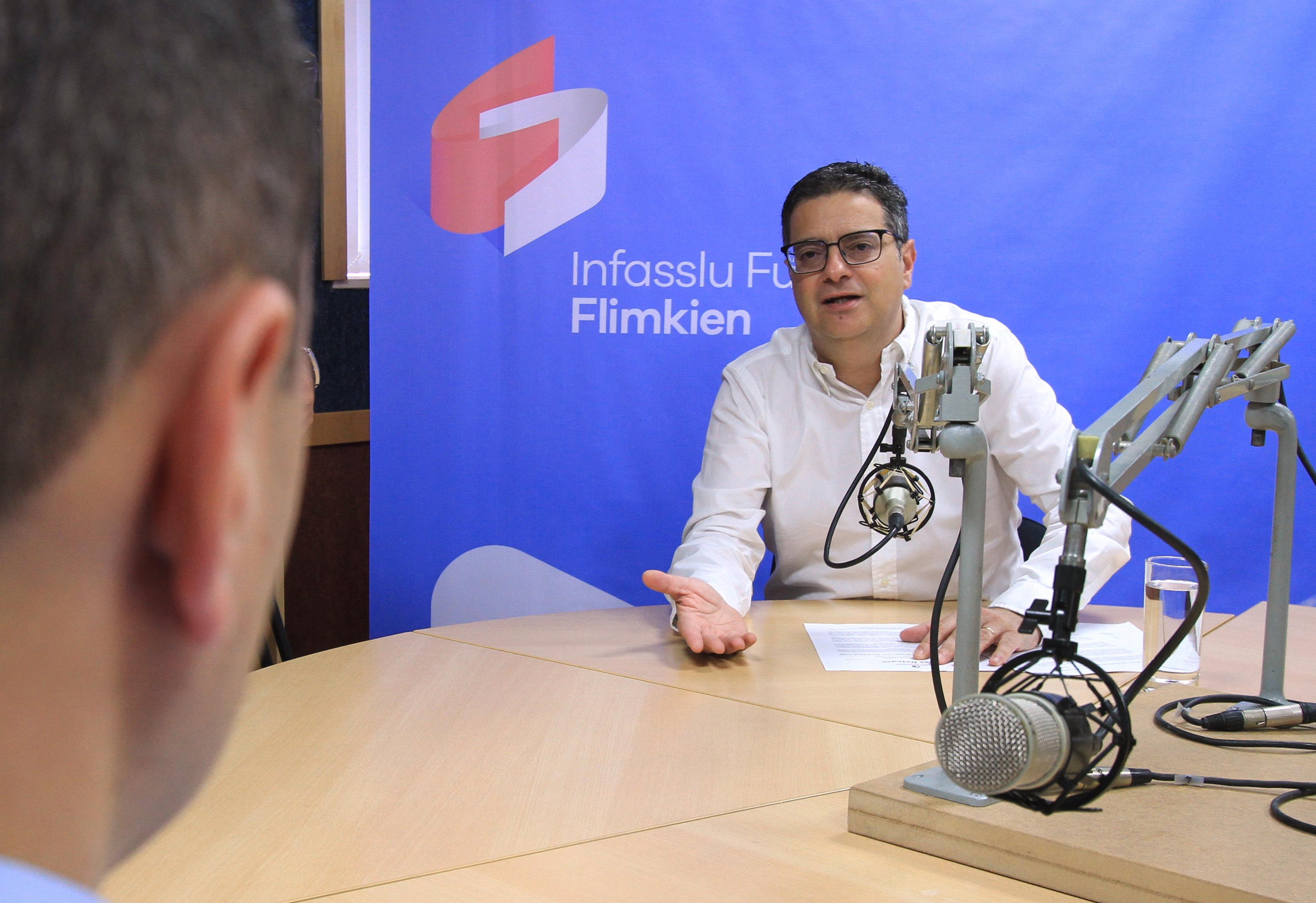 "You are in power, you should act" - Delia