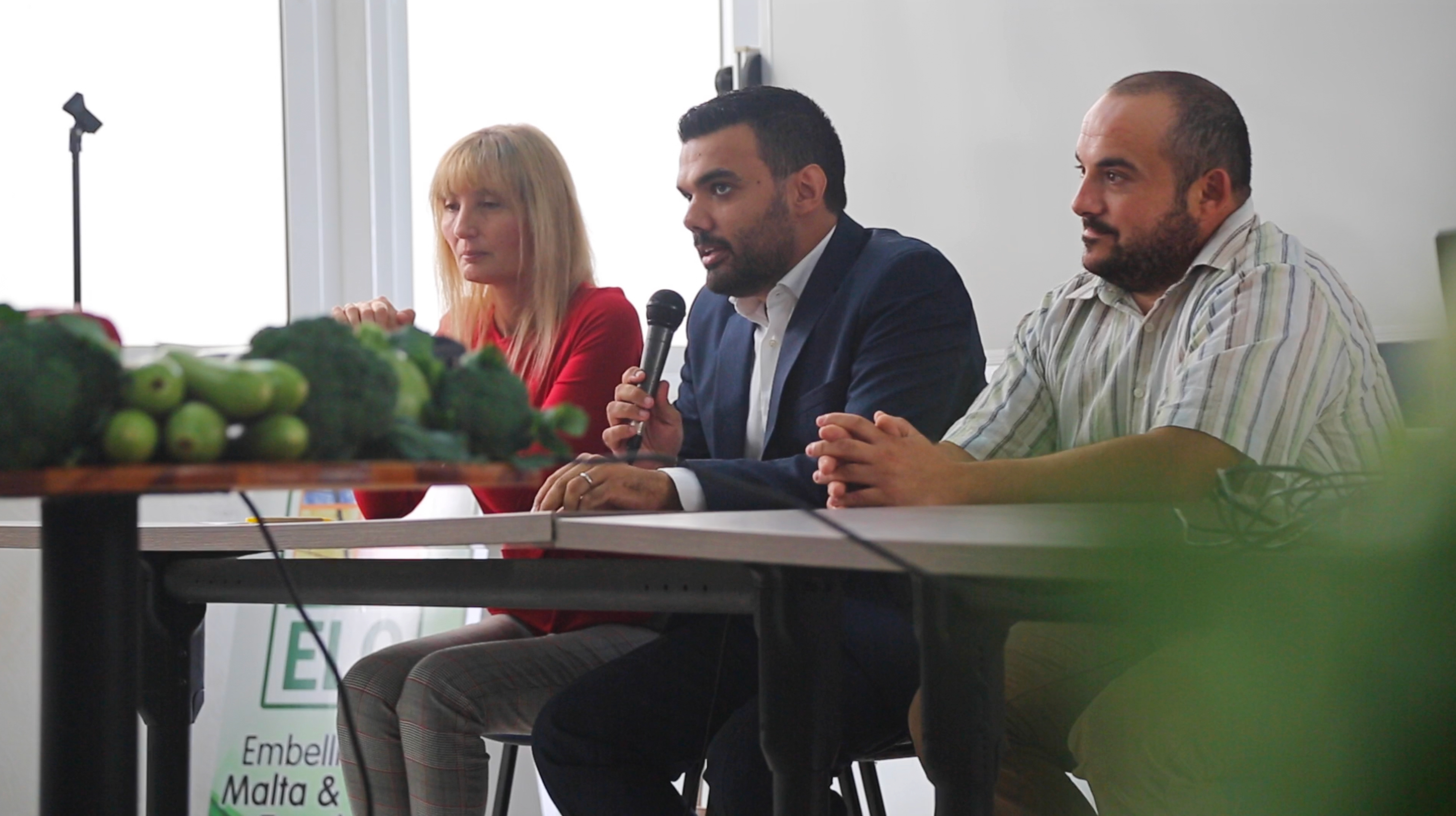 Filmat: 100 bidwi Malti jingħaqdu biex jegħlbu l-isfidi
