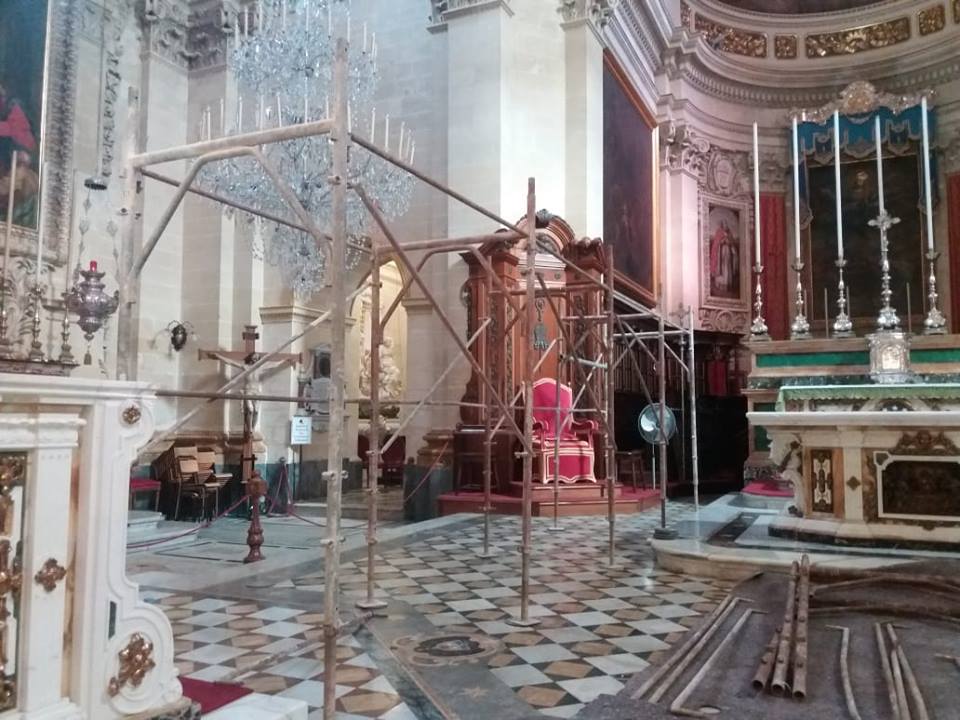 Ritratti: Jaqilgħu t-tila mill-koppla tal-Katidral ta' Għawdex