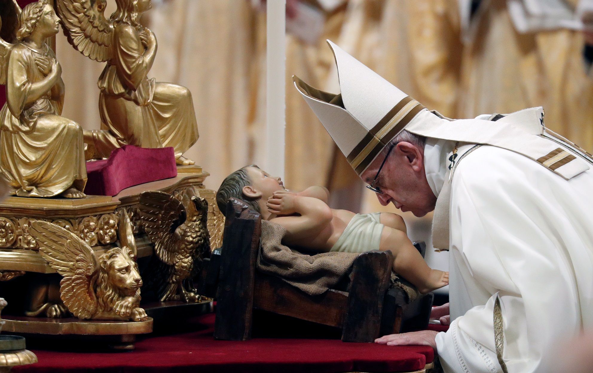 Remember the poor and shun materialism, pope says on Christmas Eve ...