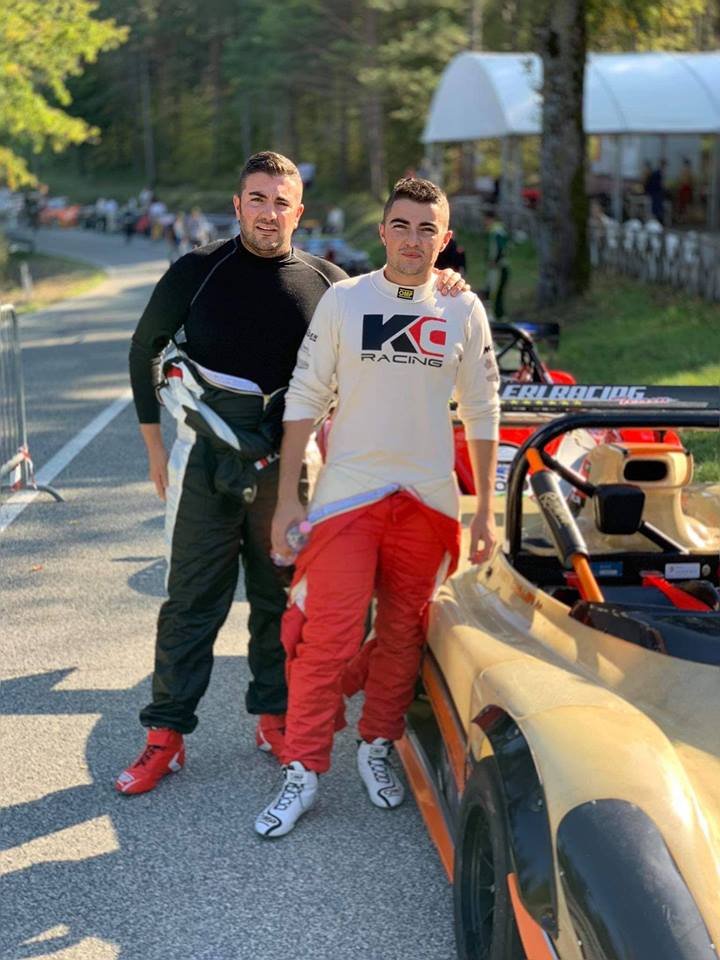 L-aħwa Keith u Kurt Camilleri mistiedna jsuqu għal-Lamborghini