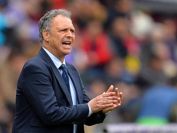 Sevilla coach reveals leukemia diagnosis