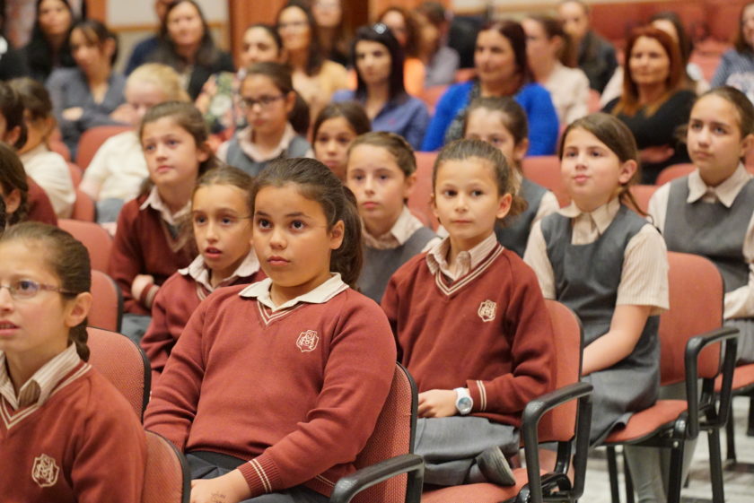 Filmat: "Jien nixtieq li ħadd ma jibda jieħu d-drogi" - studenta - Newsbook