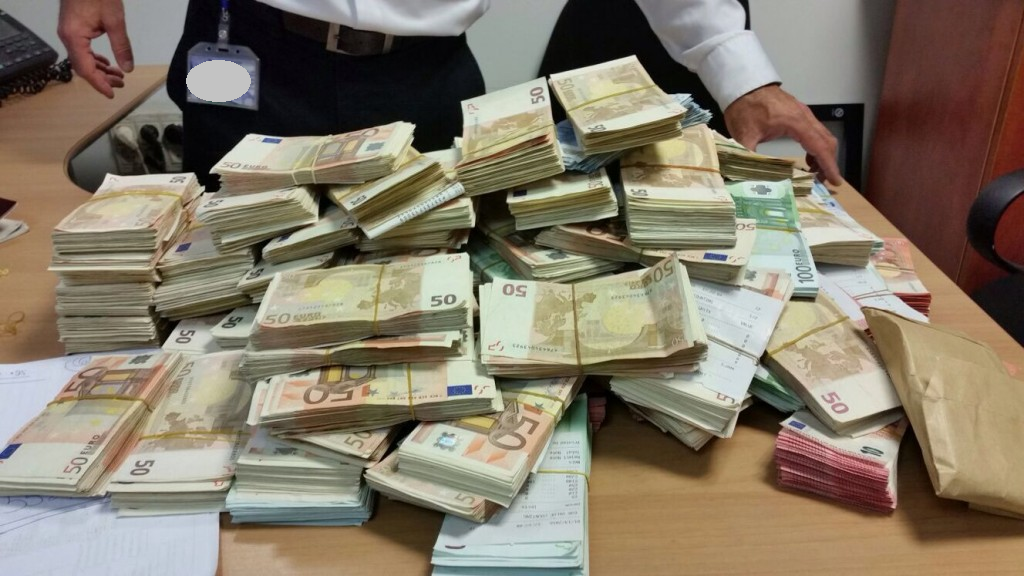 Customs seize €821,000 in cash over the past seven months
