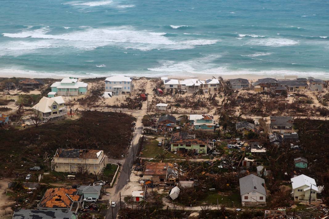 Bahamas hurricane survivors tell of children swept away; death toll ...