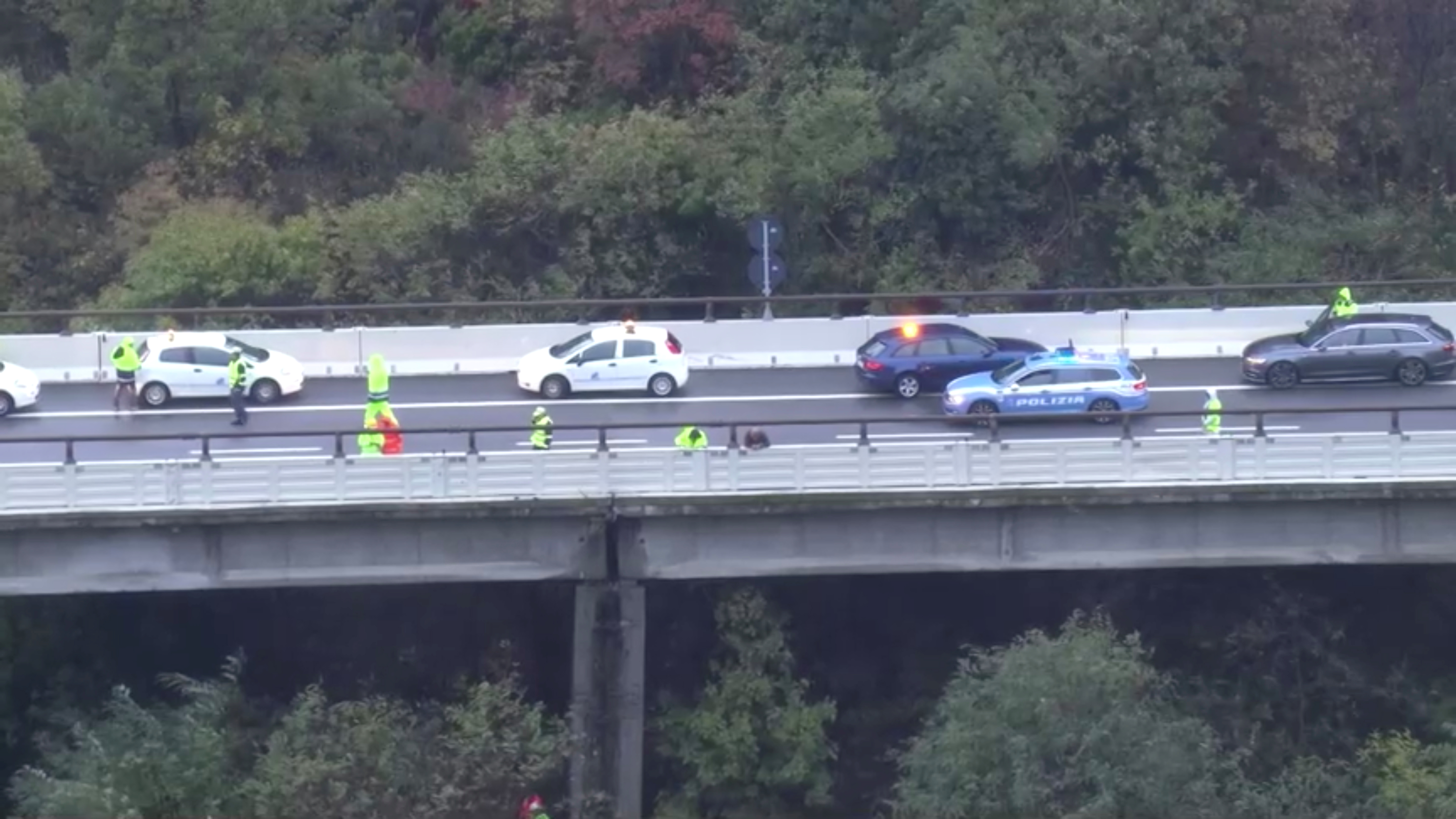 Italian motorway bridge collapses; no casualties reported