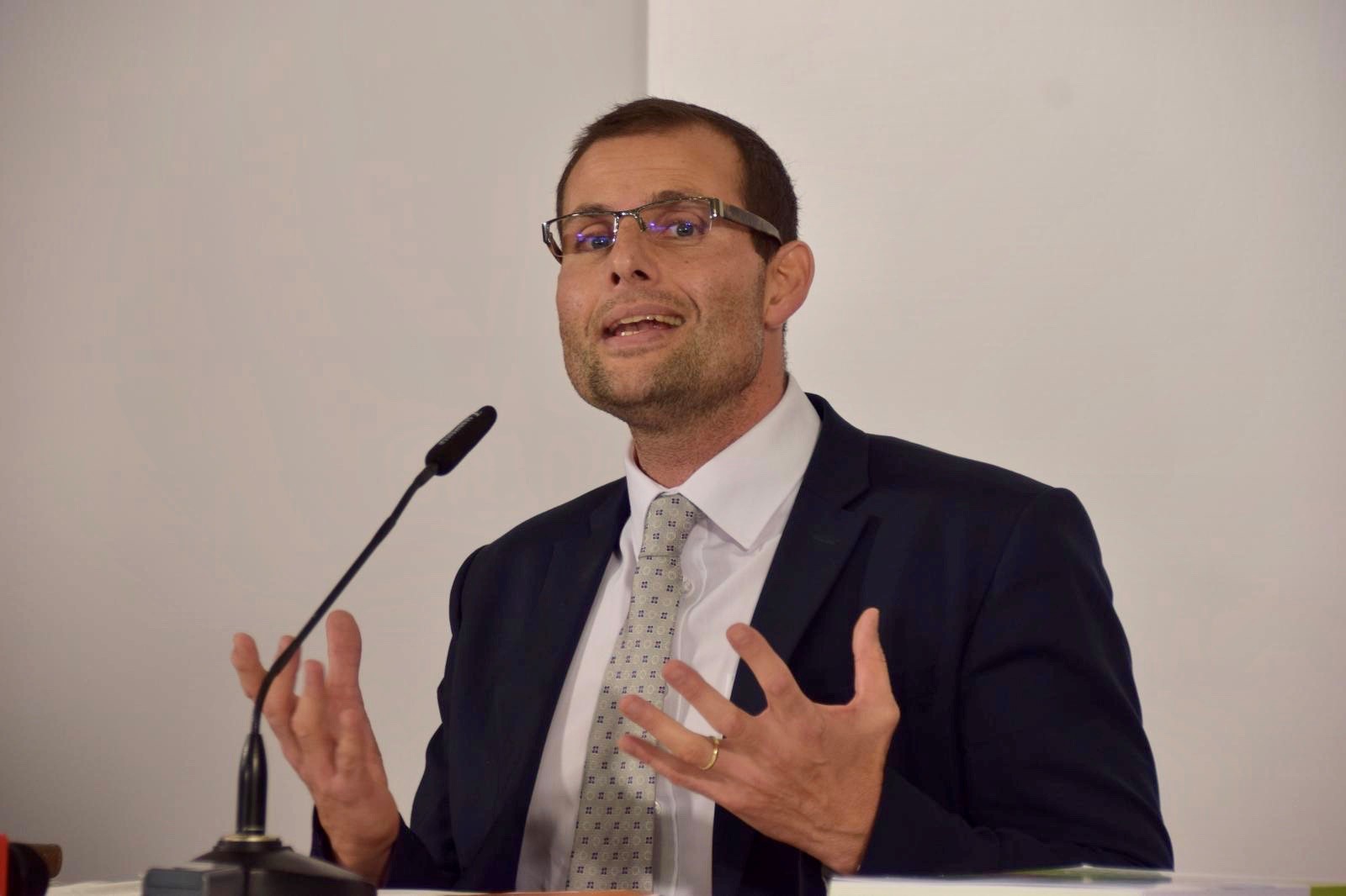 No time for experiments - Robert Abela