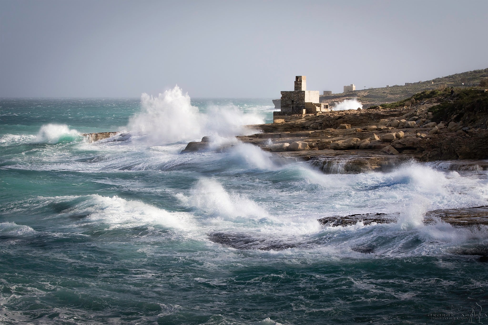 Ritratti: Ir-riħ jagħmel ħerba fil-Gżejjer Maltin - Newsbook