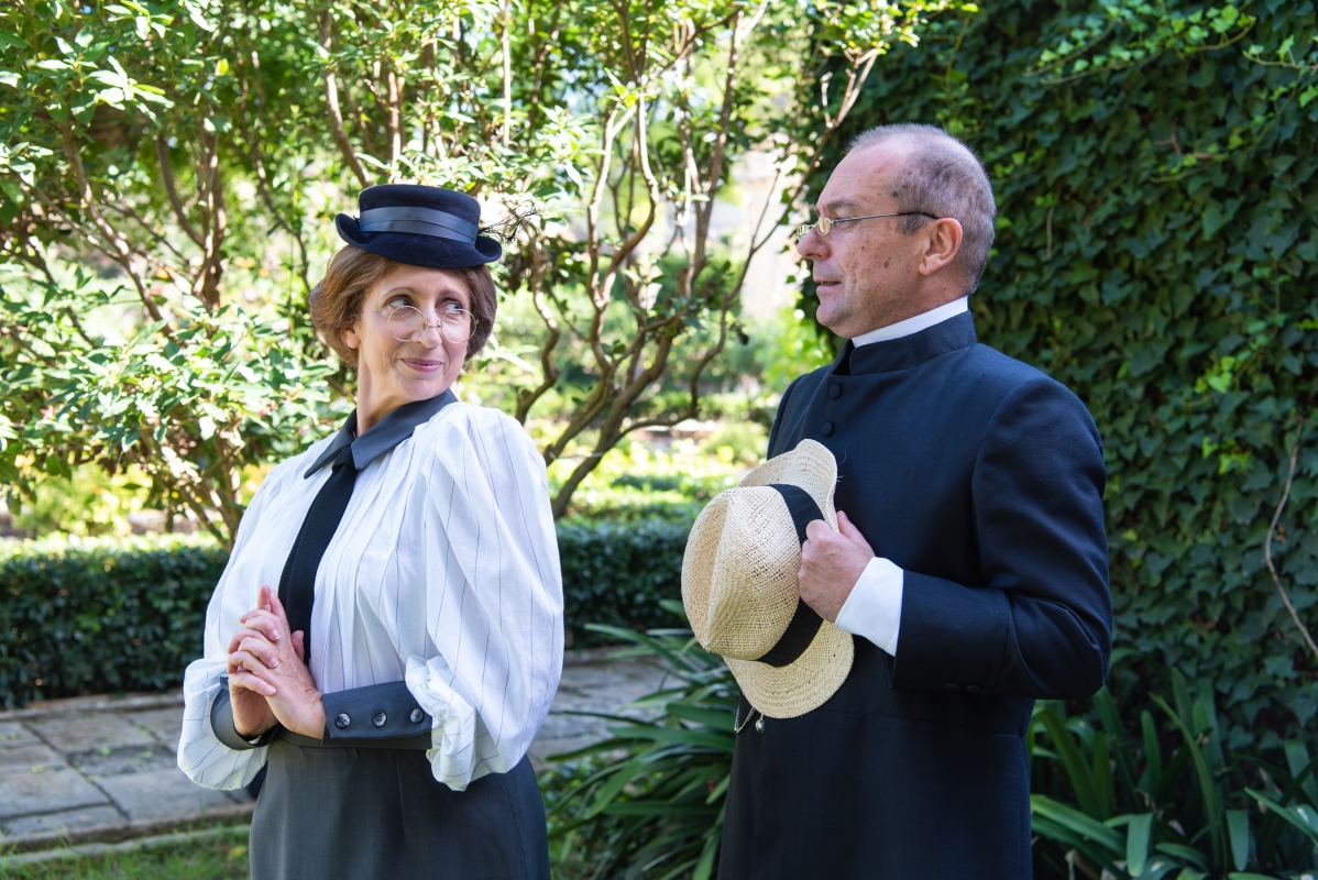 Watch: "It's so much fun playing a repressed Victorian governess ...