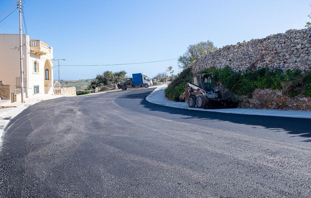 Gozo Minister highlights urgent need to address Gozitan roads