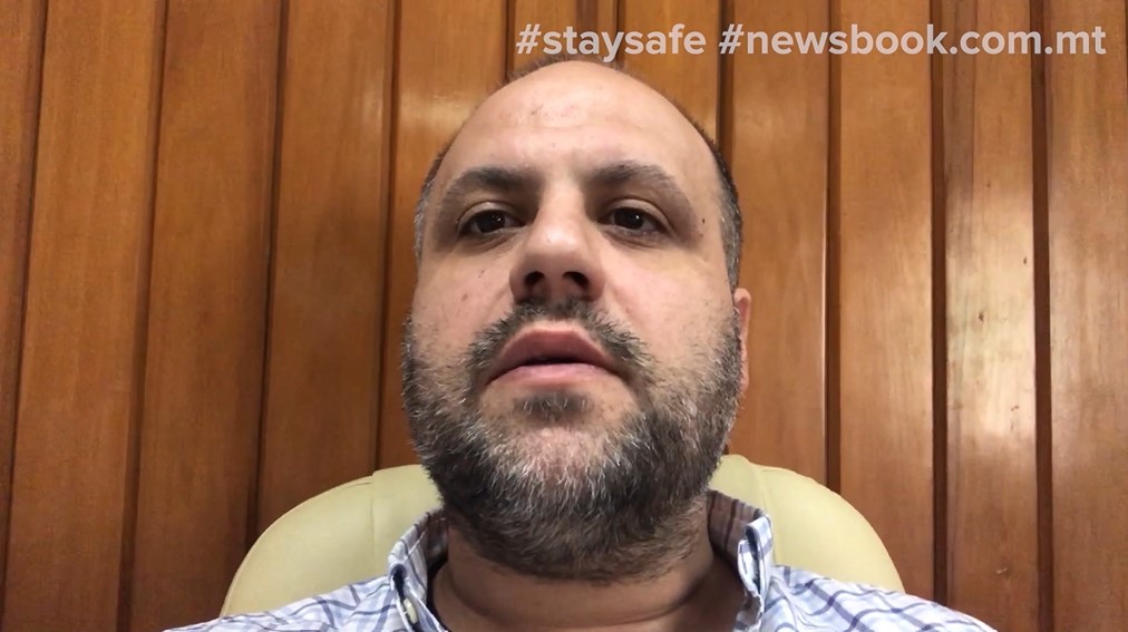 Watch: "Video call grandparents every day" - Luke Lyttleton #staysafe ...