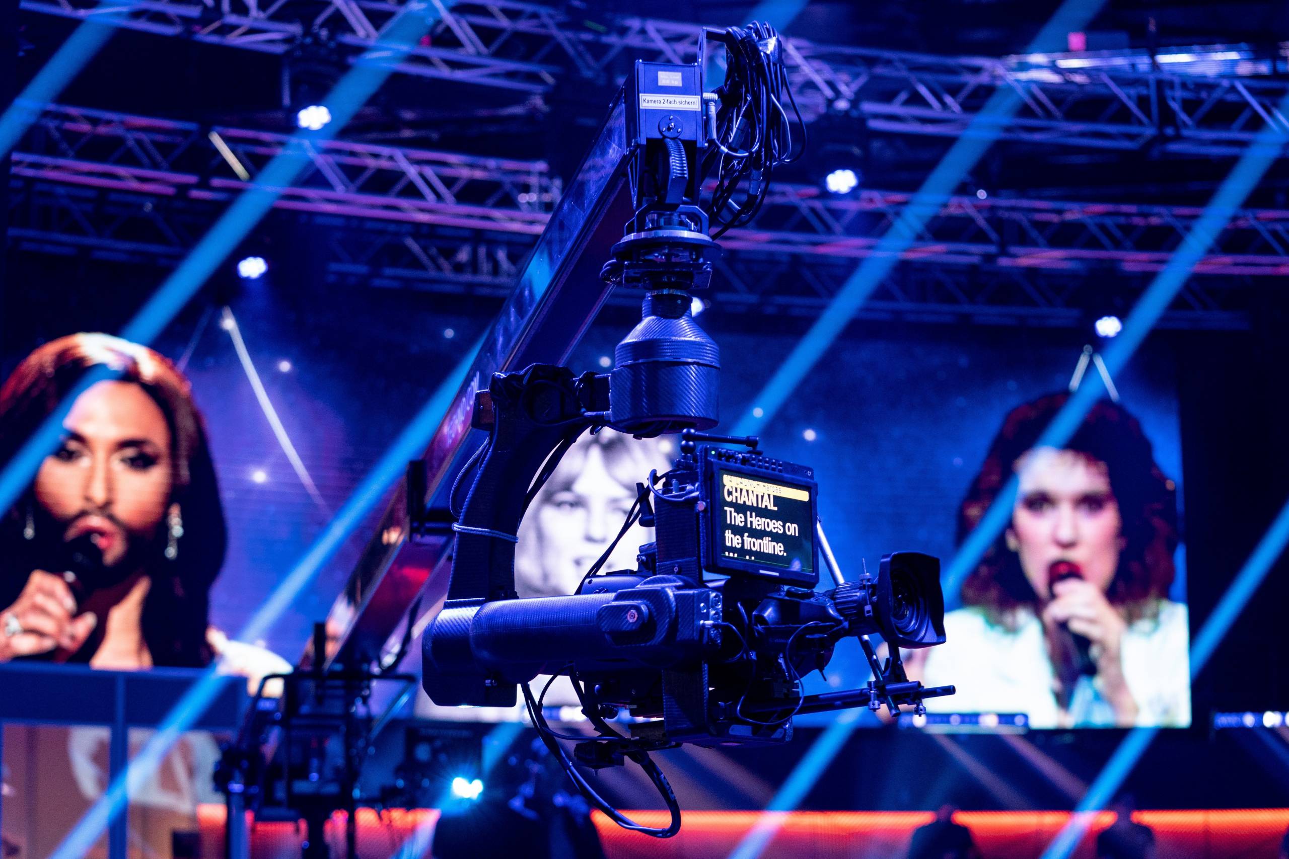 Filmat: Segwi l-ispettaklu Eurovision: Europe Shine A Light - Newsbook