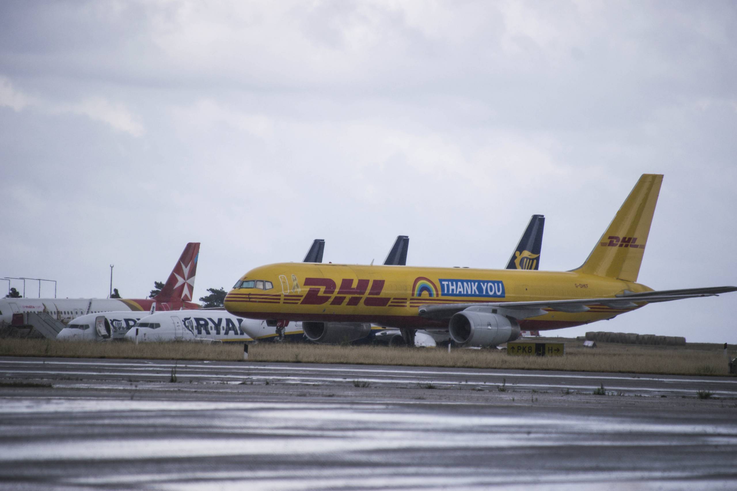 Photos: DHL plane thanks frontliners