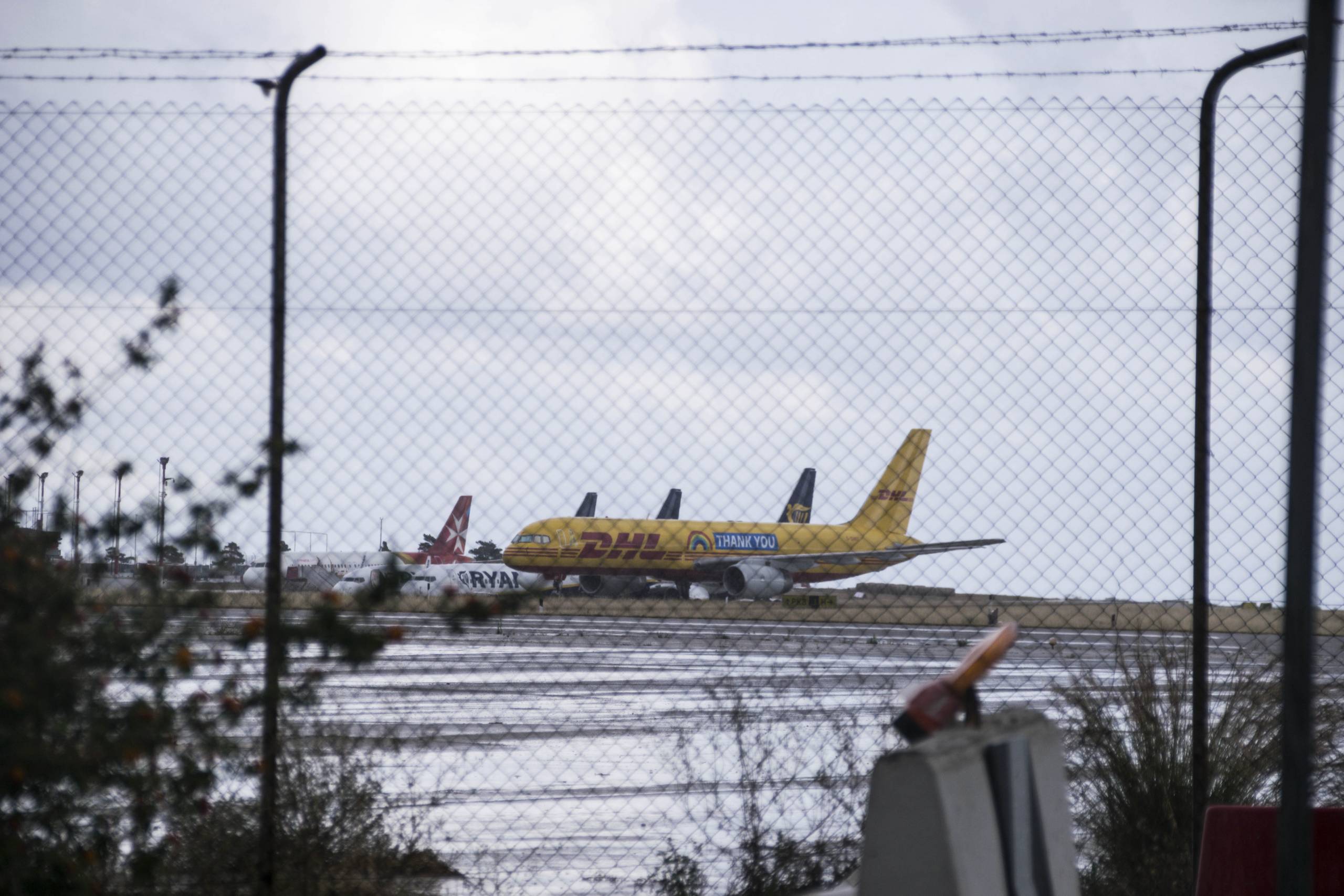 Photos: DHL plane thanks frontliners