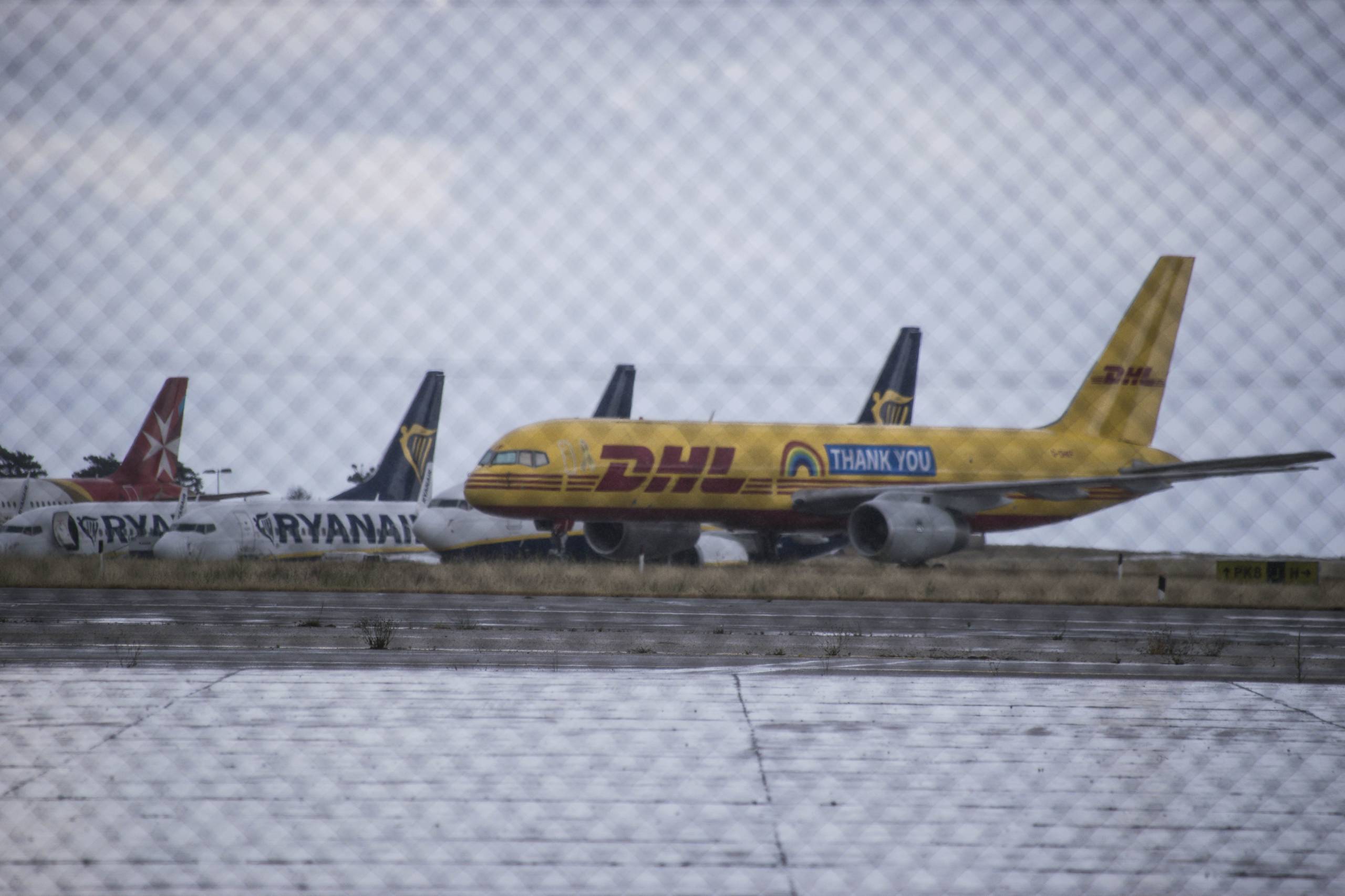 Photos: DHL plane thanks frontliners