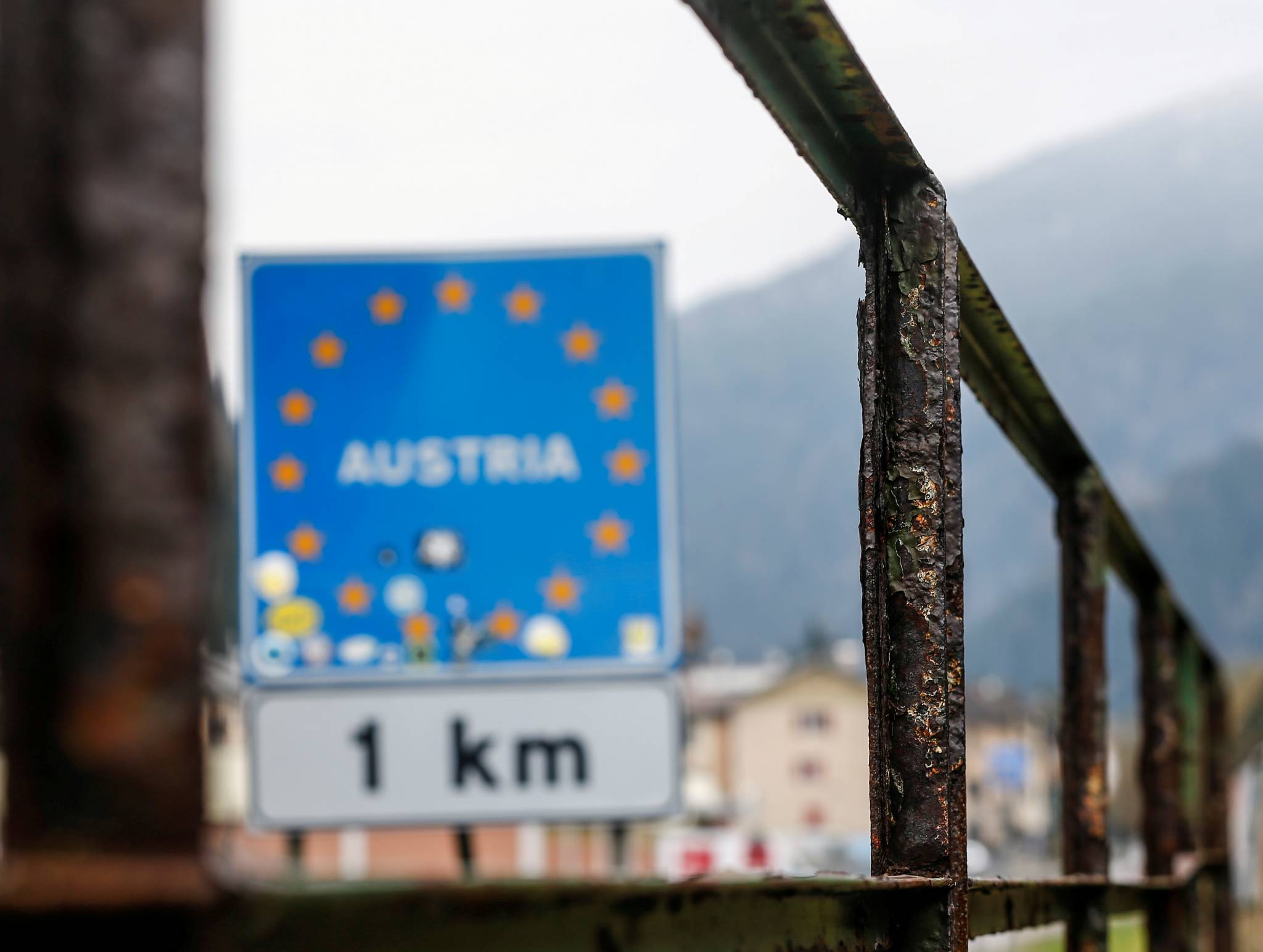 Austria lifting checks at Italian border and for most EU arrivals ...
