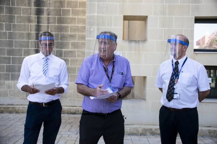 It-tobba jilqgħu uħud mill-miżuri, jikkritikaw infurzar "fażul" - Newsbook