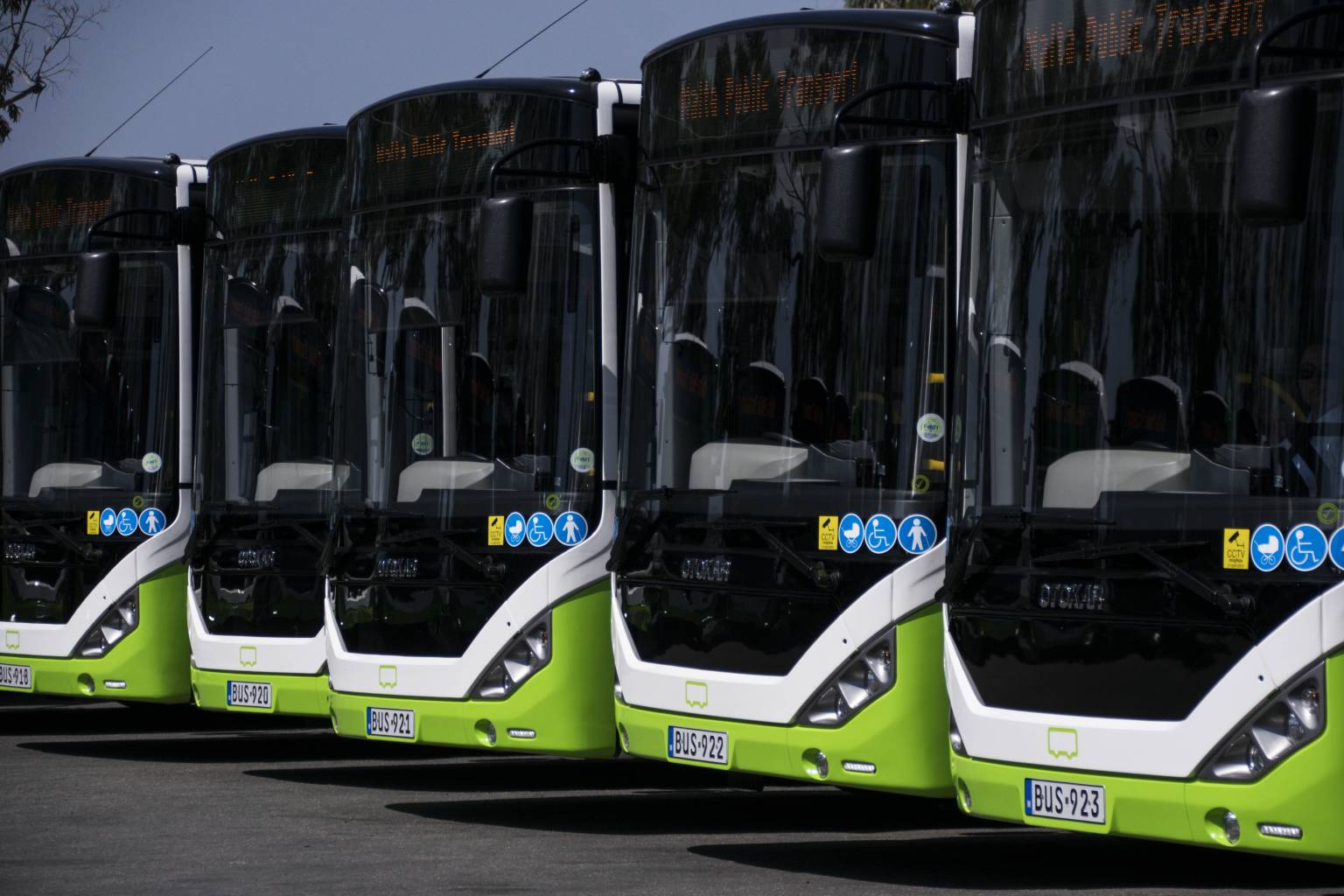 Ritratti: Jiżżanżnu 50 karozza tal-linja li fuqhom tista' tiċċarġja l ...