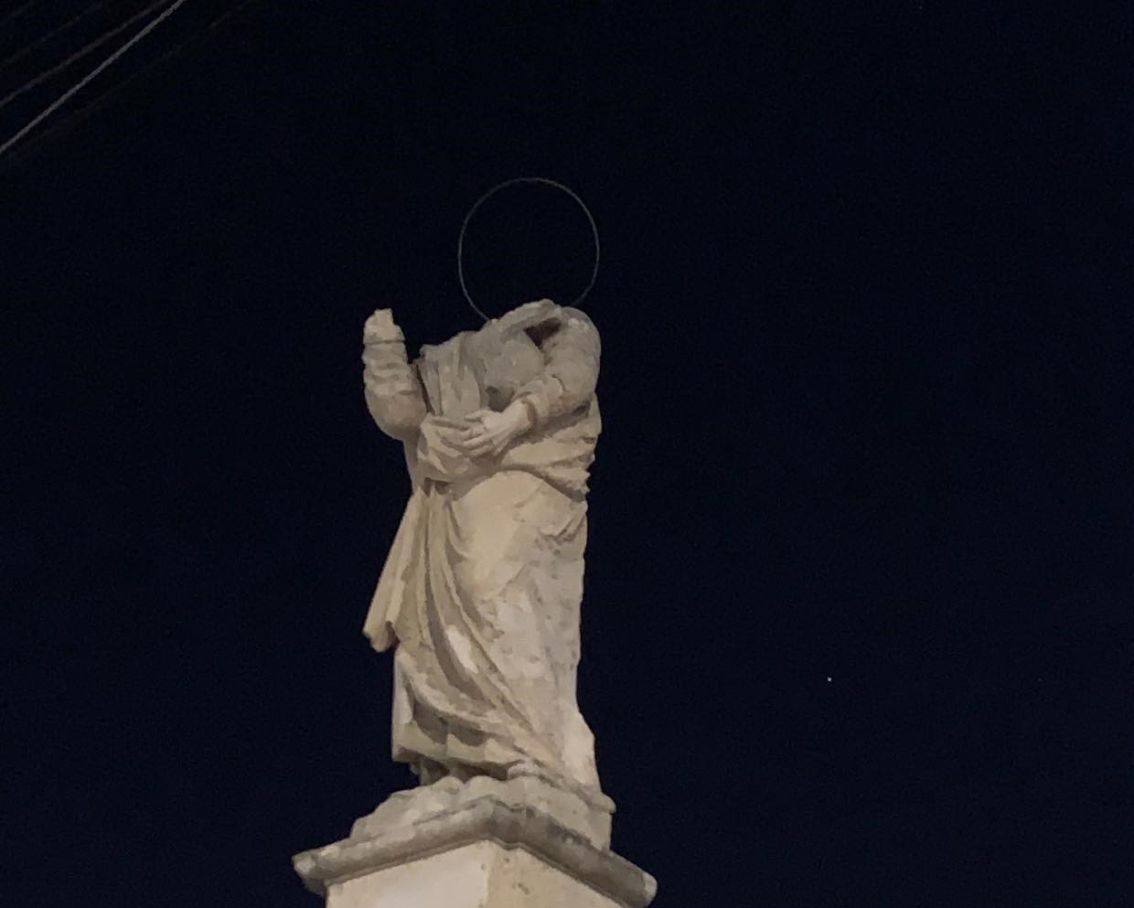 Wara restawr minħabba vandaliżmu, l-istatwa ta’ San Tumas tintlaqat ...