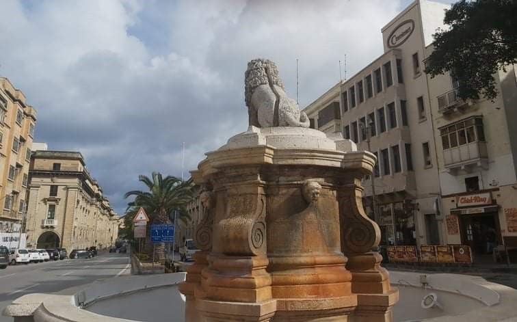 Il-kanal fl-istatwa tal-iljun fil-Furjana mikxuf għall-manutenzjoni ...