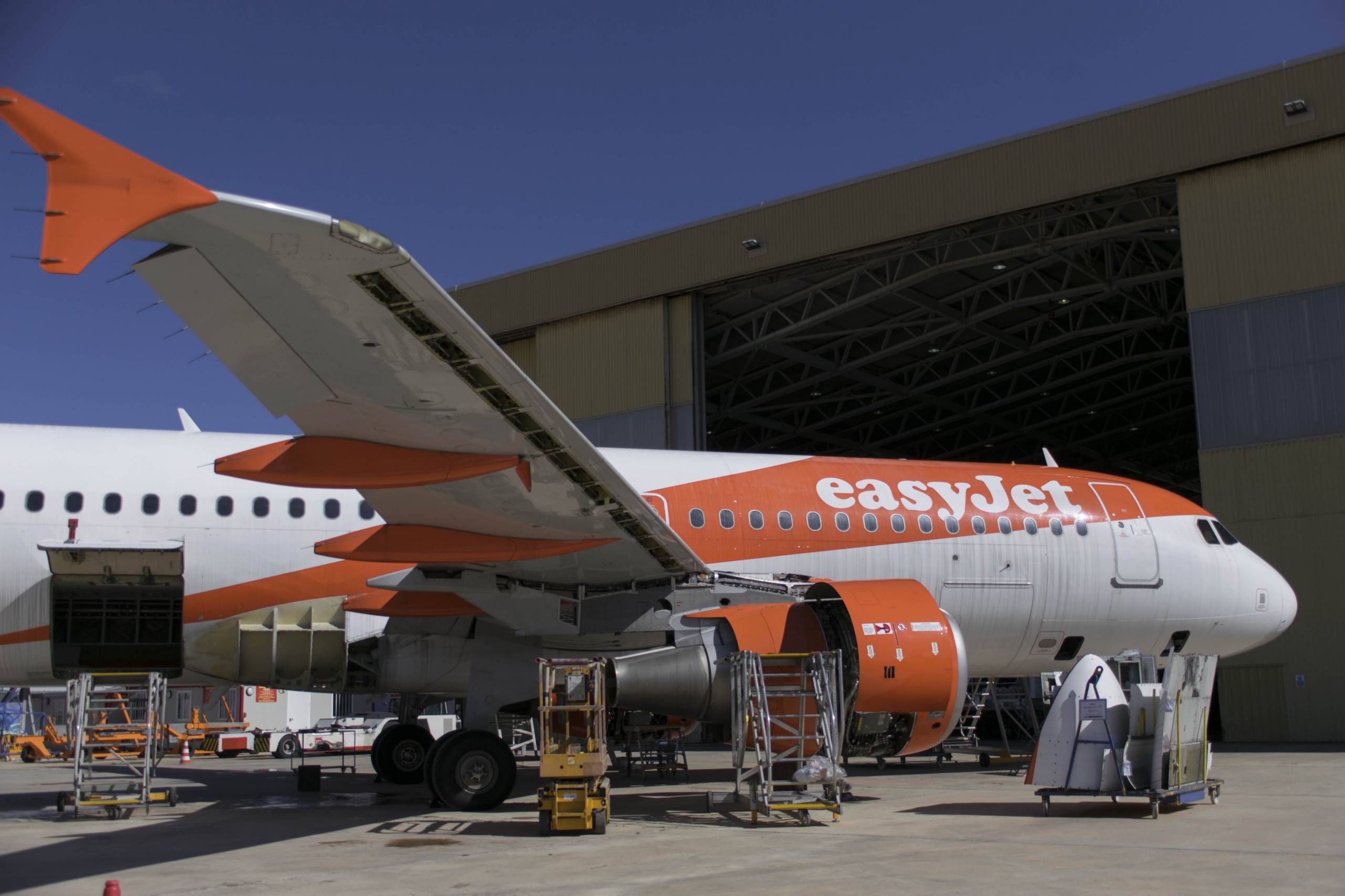 EasyJet se żżid it-titjiriet minn u lejn Malta