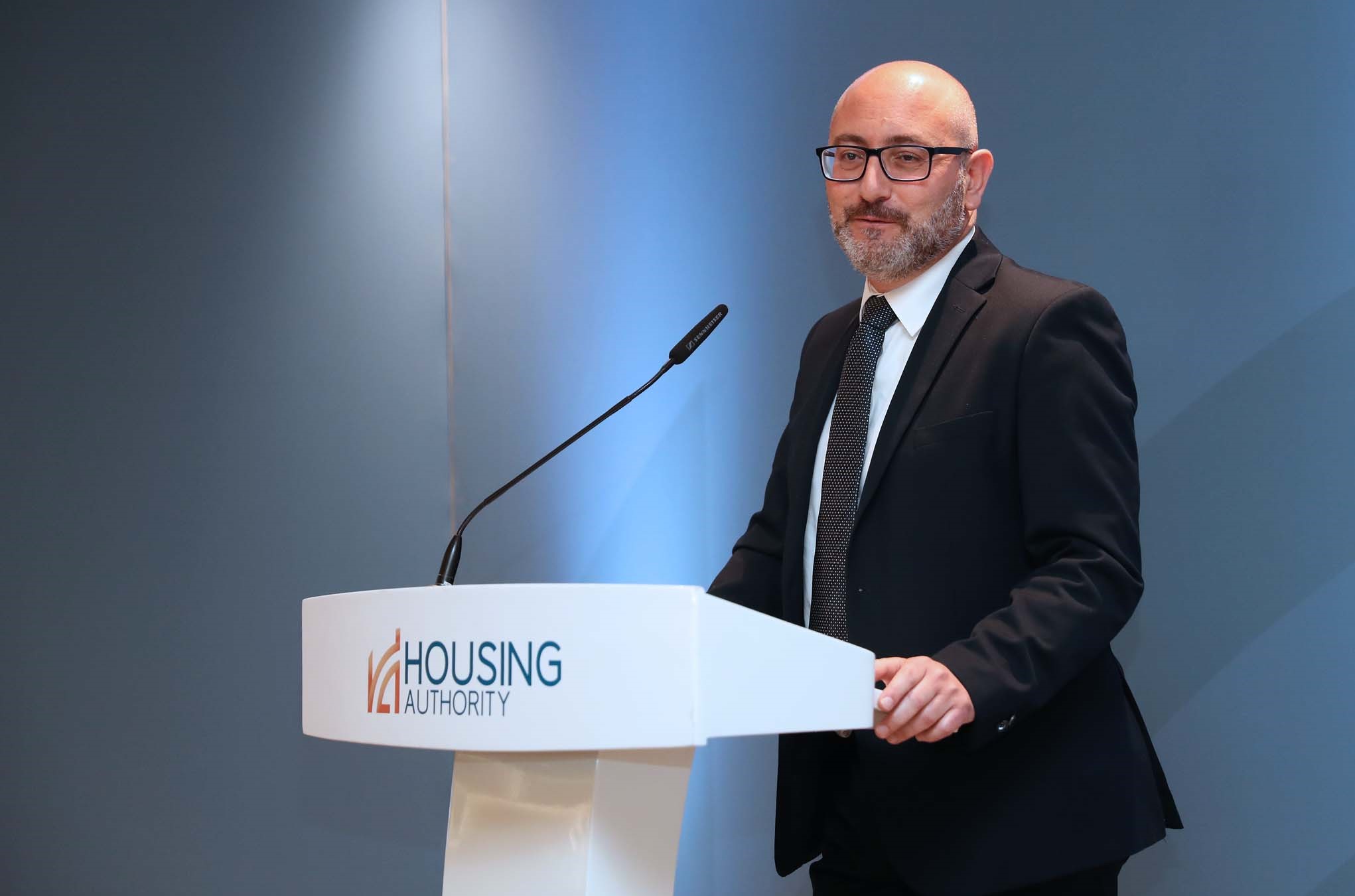 Two-thirds of social housing applicants are single parents - Expert