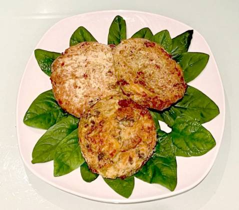 Pulpetti tal-brunġiel imsajra fil-forn