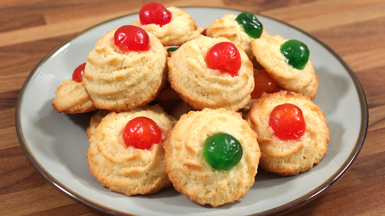 Filmat: Pastini tal-Coconut (Coconut Macaroons)