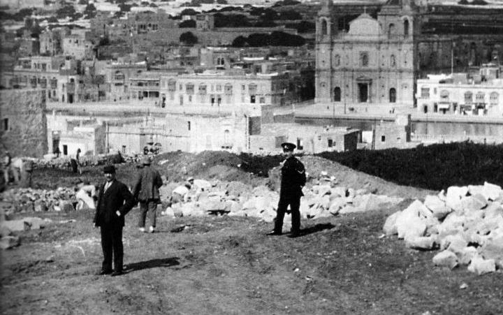 Bħal-lum tpoġġiet l-ewwel ġebla tal-isptar San Luqa - Newsbook