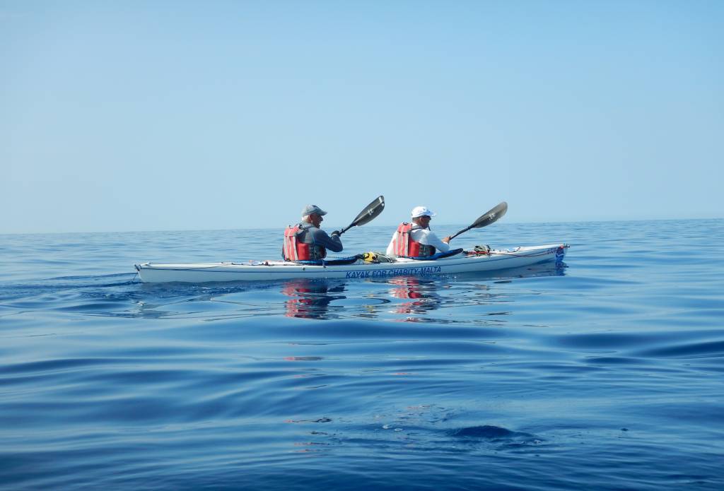 Two men to kayak over 1,000 km in aid of Inspire