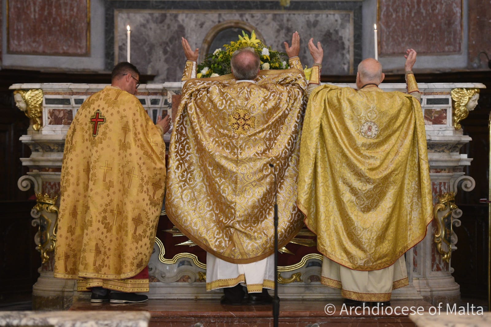Married University professor becomes parish priest