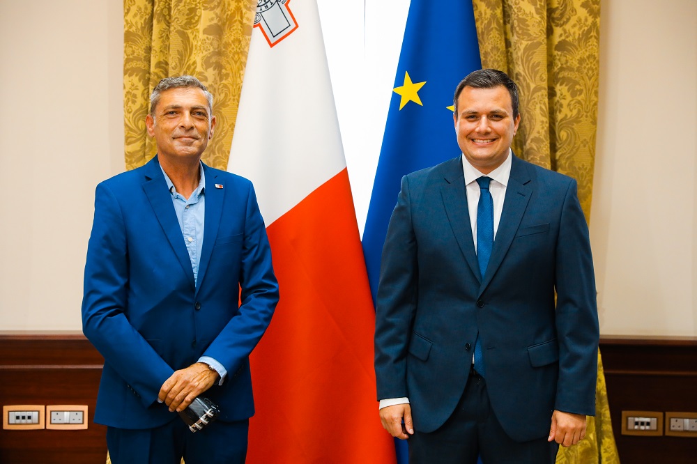 L-eks Surġent tal-Pulizija Simon Schembri jingħata kumpens
