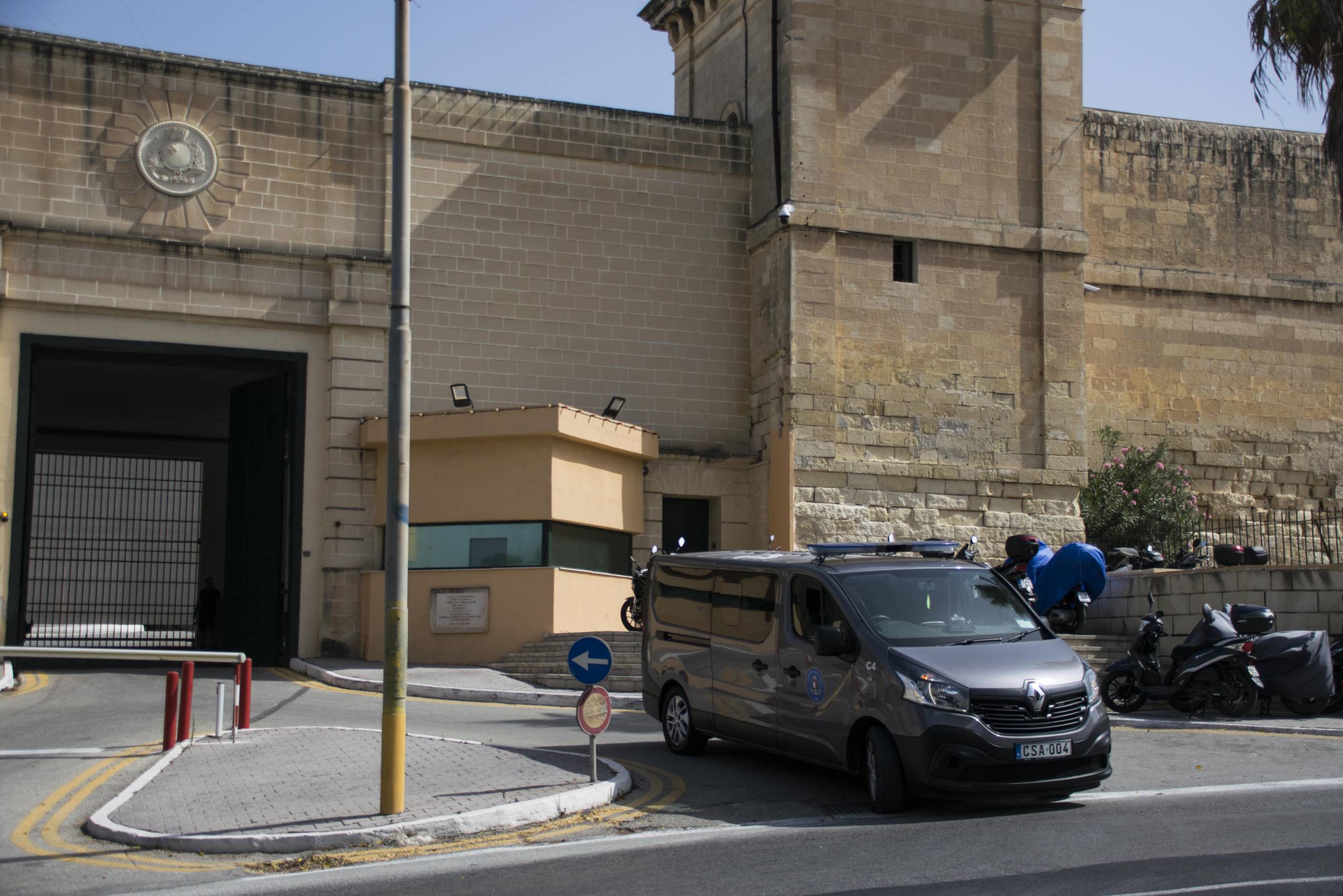 6 xhur ħabs wara li daħal Malta b'dokument falz
