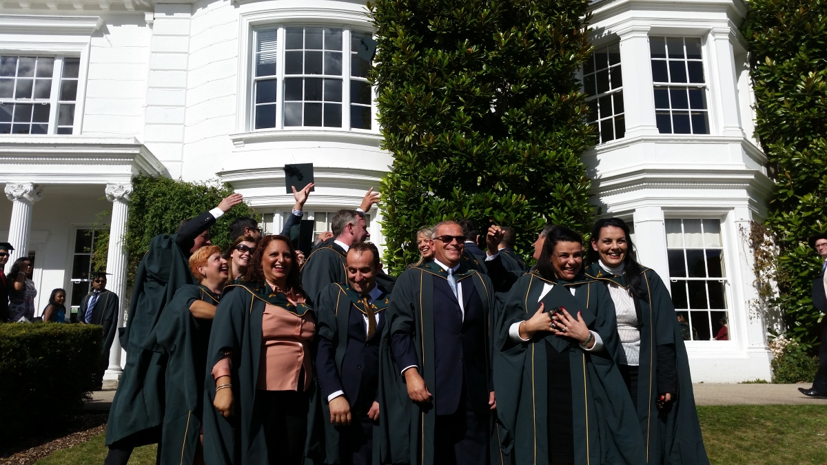 Achieve your professional objectives with the Henley Flexible Executive ...