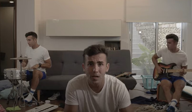 New single by Joe Roscoe - Red Flag