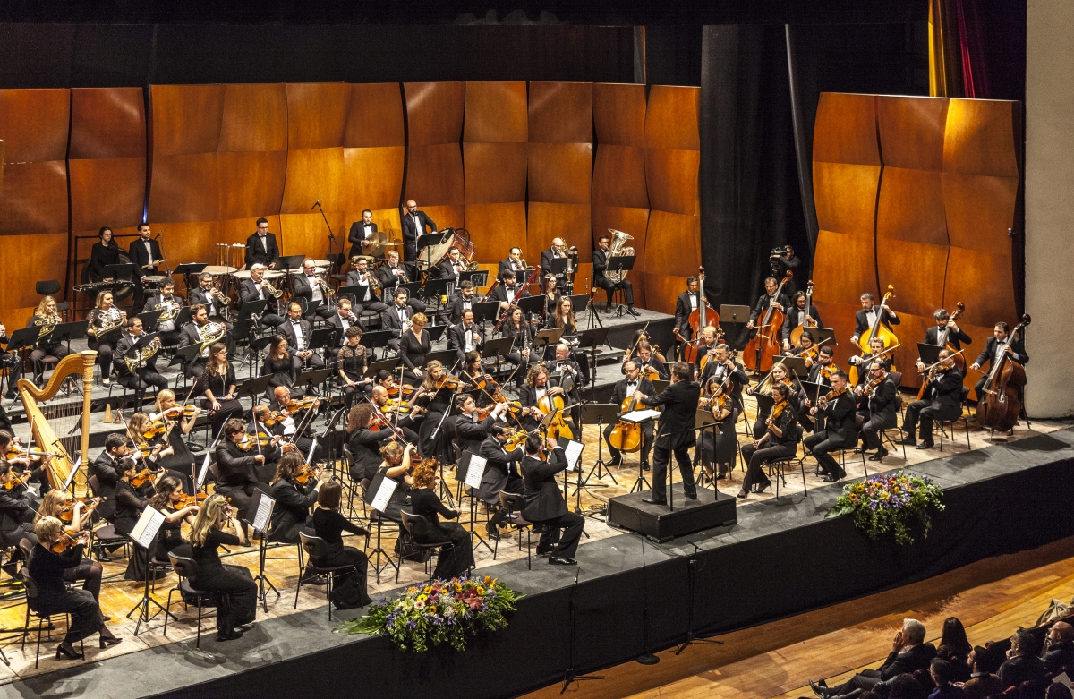 Uffiċjal tal-Orkestra Filarmonika Nazzjonali jammetti li ta fastidju ...