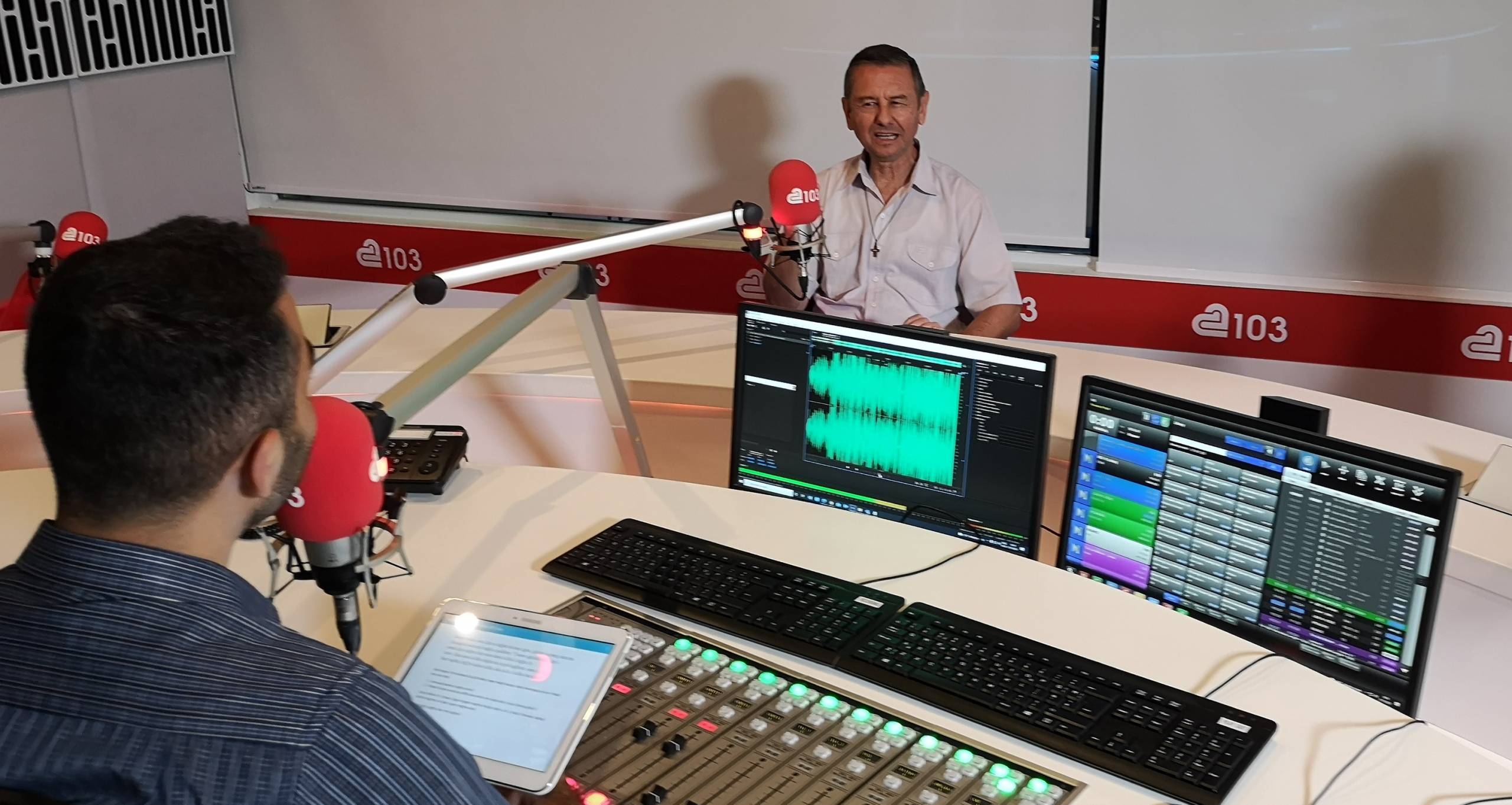 "Hawn persuna li għandha ġid iktar minn pajjiż sħiħ" - Fr Charles Tabone