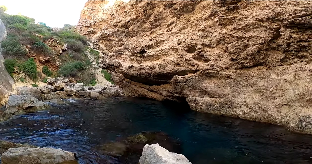 Kont taf biha din il-ġawhra naturali?