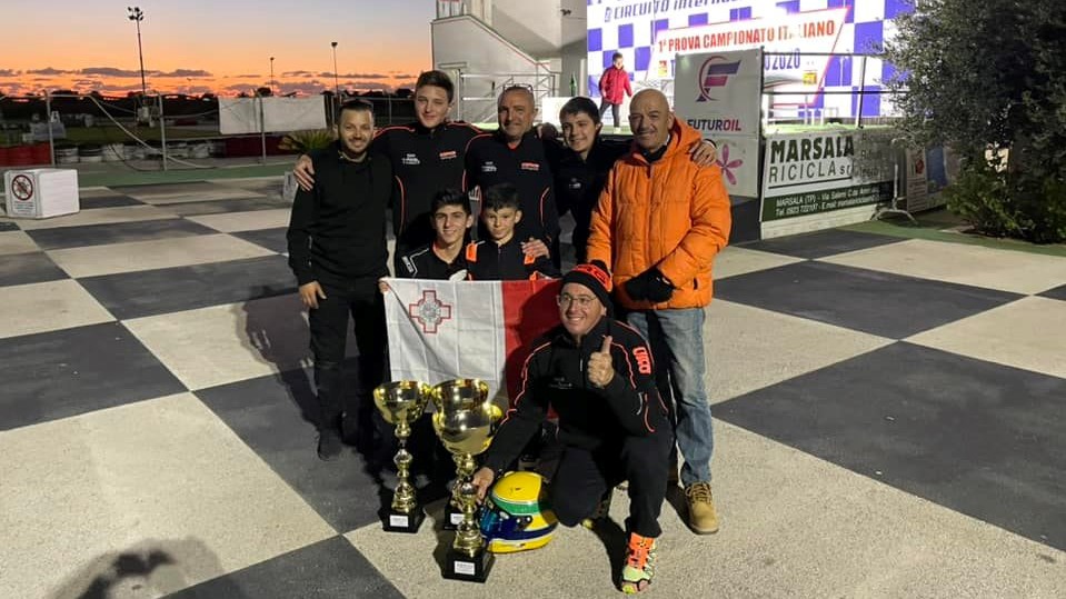 Tim ta’ 9 sewwieqa jirbaħ il-Presidents Cup - Newsbook