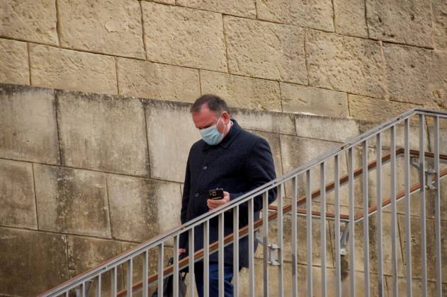 David Thake jirtira libell dwar €270,000 taxxa kontra ONE News - Newsbook