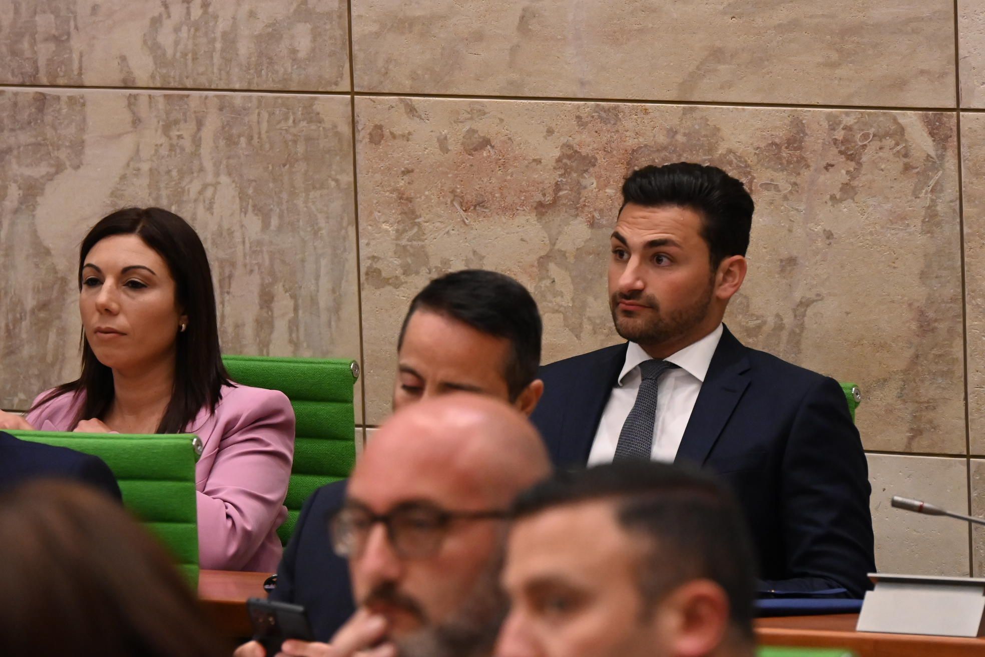Omar Farrugia se jieħu post Clayton Bartolo fuq kumitat parlamentari