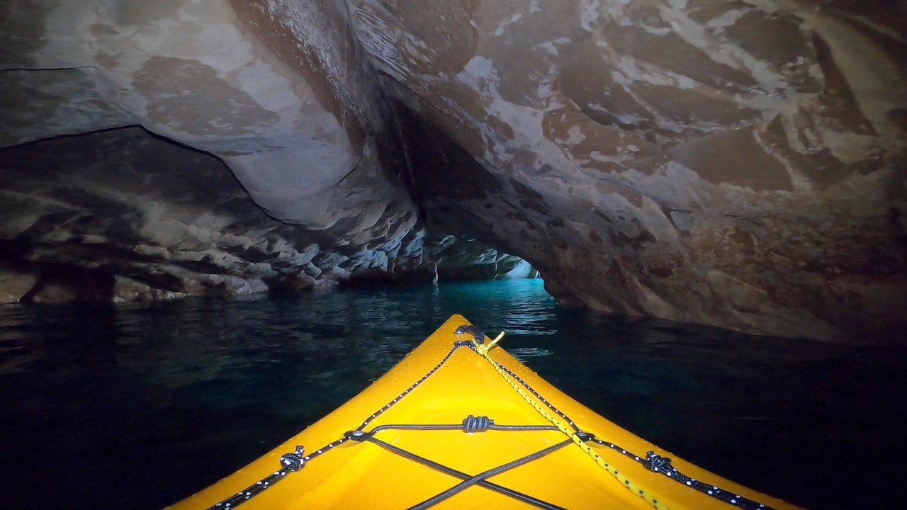 Watch: Kayaker explores 100m long sea cave in Munxar - Newsbook