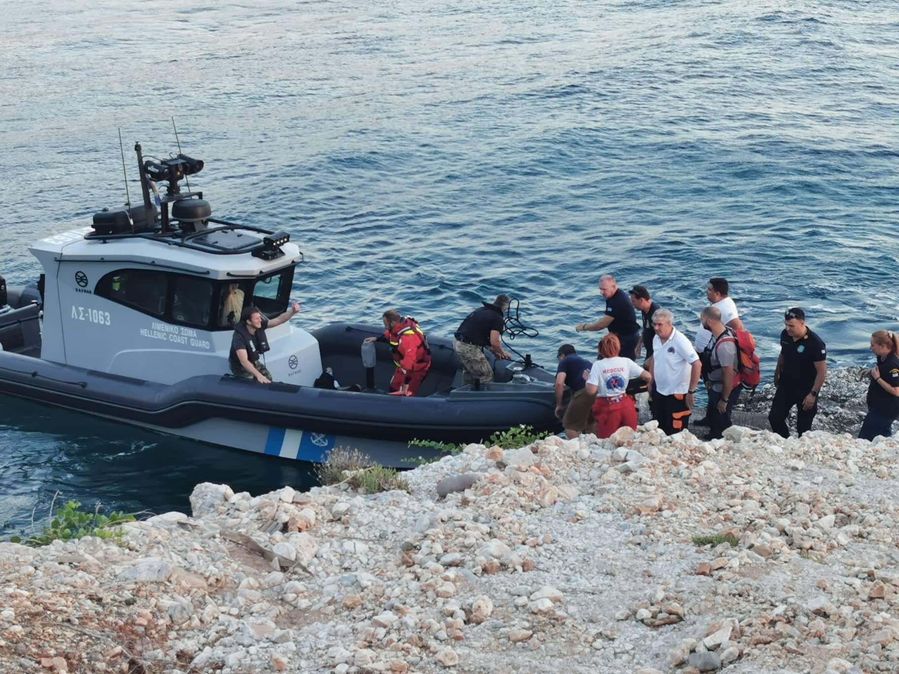 At least 18 dead in shipwreck off Greek coast